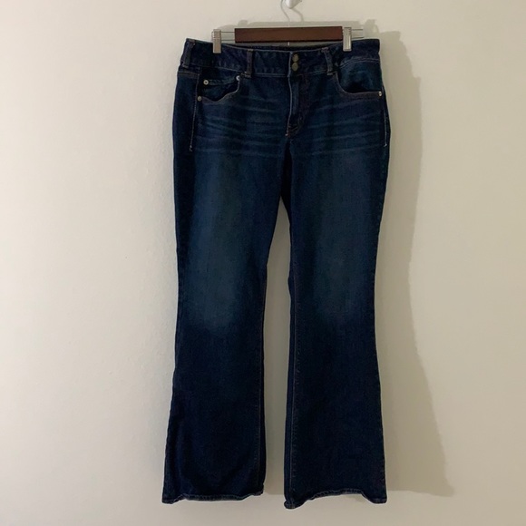 American Eagle Boot Cut Jeans
